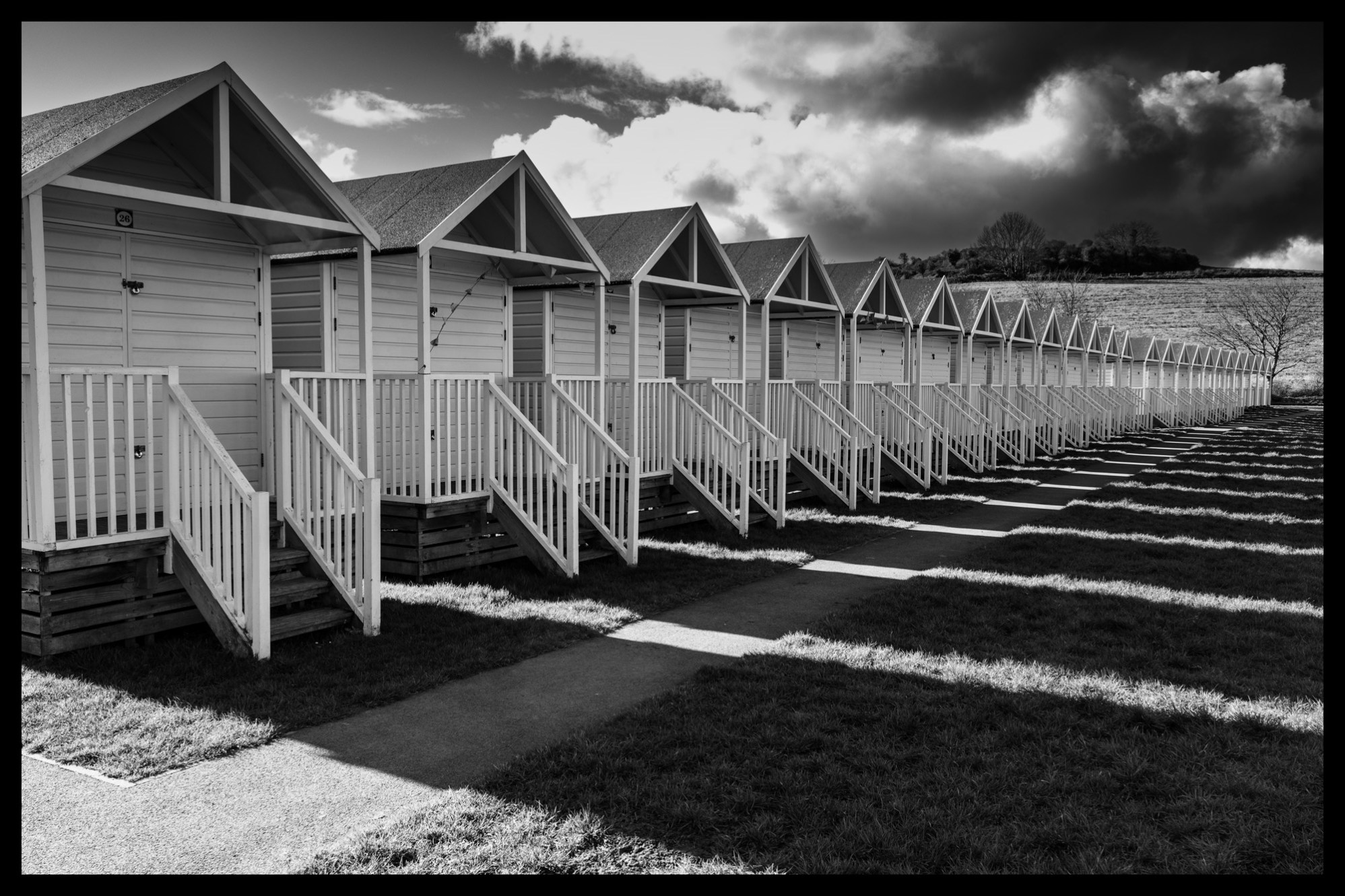 Converging Lines – Peter Cripps Photography